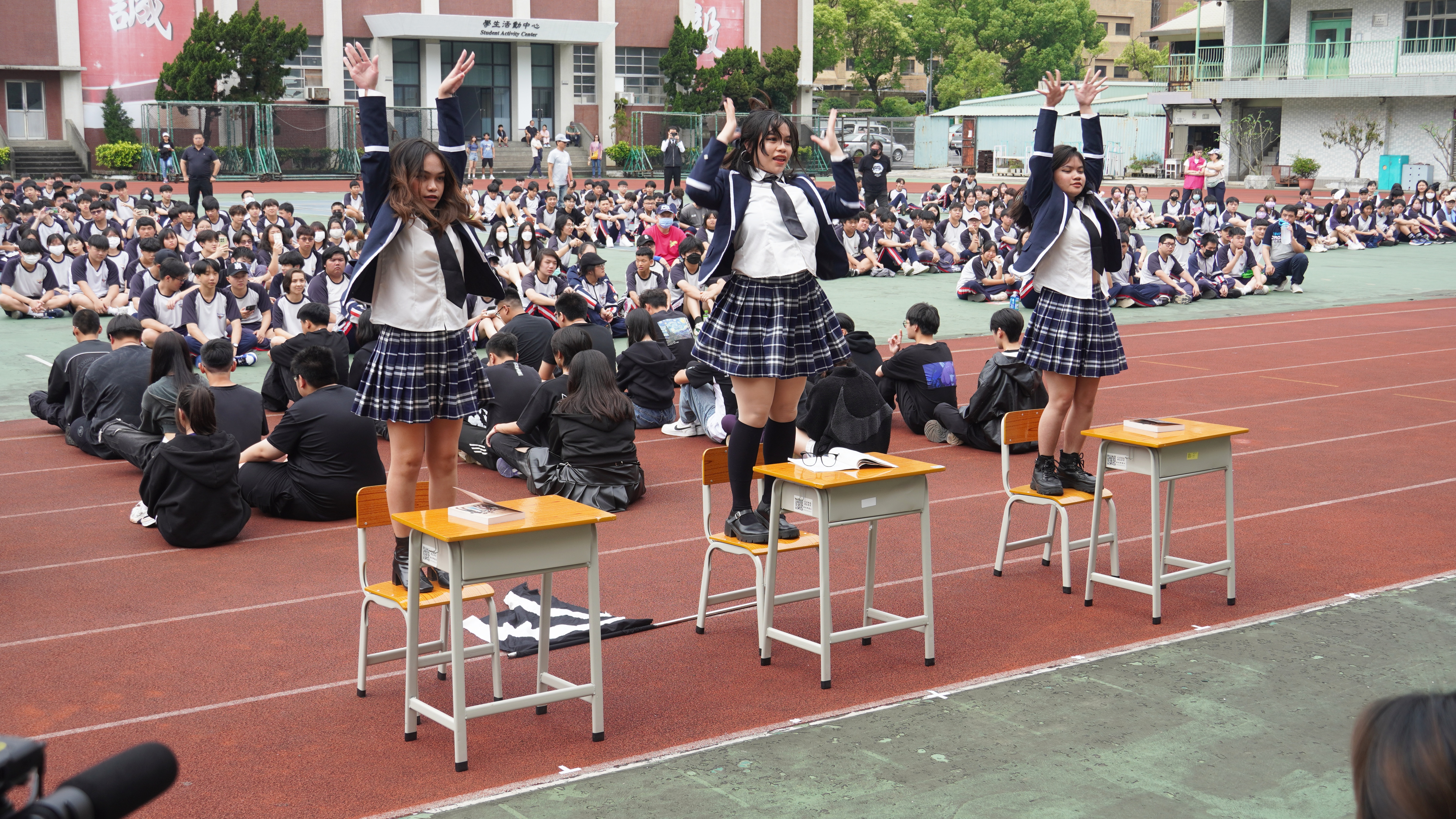 Overseas Students | KAINAN High School :: w3layouts